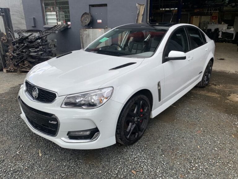 VF Holden Commodore front guards - Salvage Auto Sales