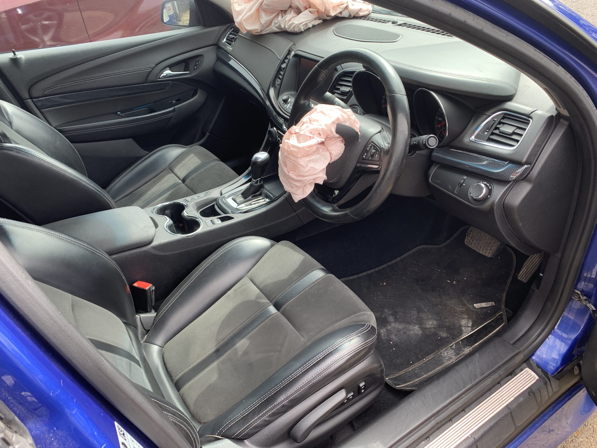 VF 2 SS SV6 Holden Commodore Carbon look vinyl dash trims - Salvage ...